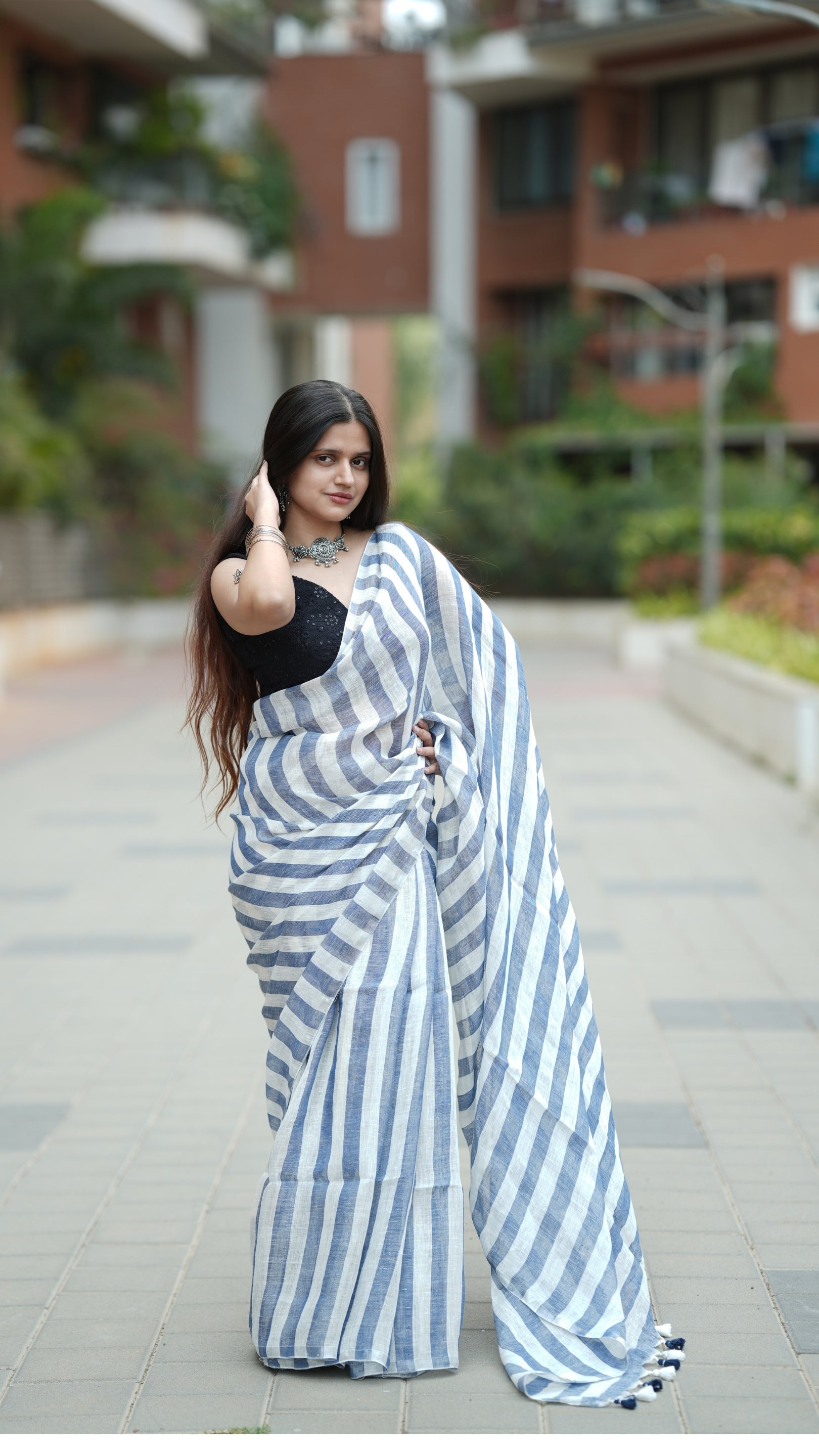 Neel Tara Linen (Saree) – Ekori