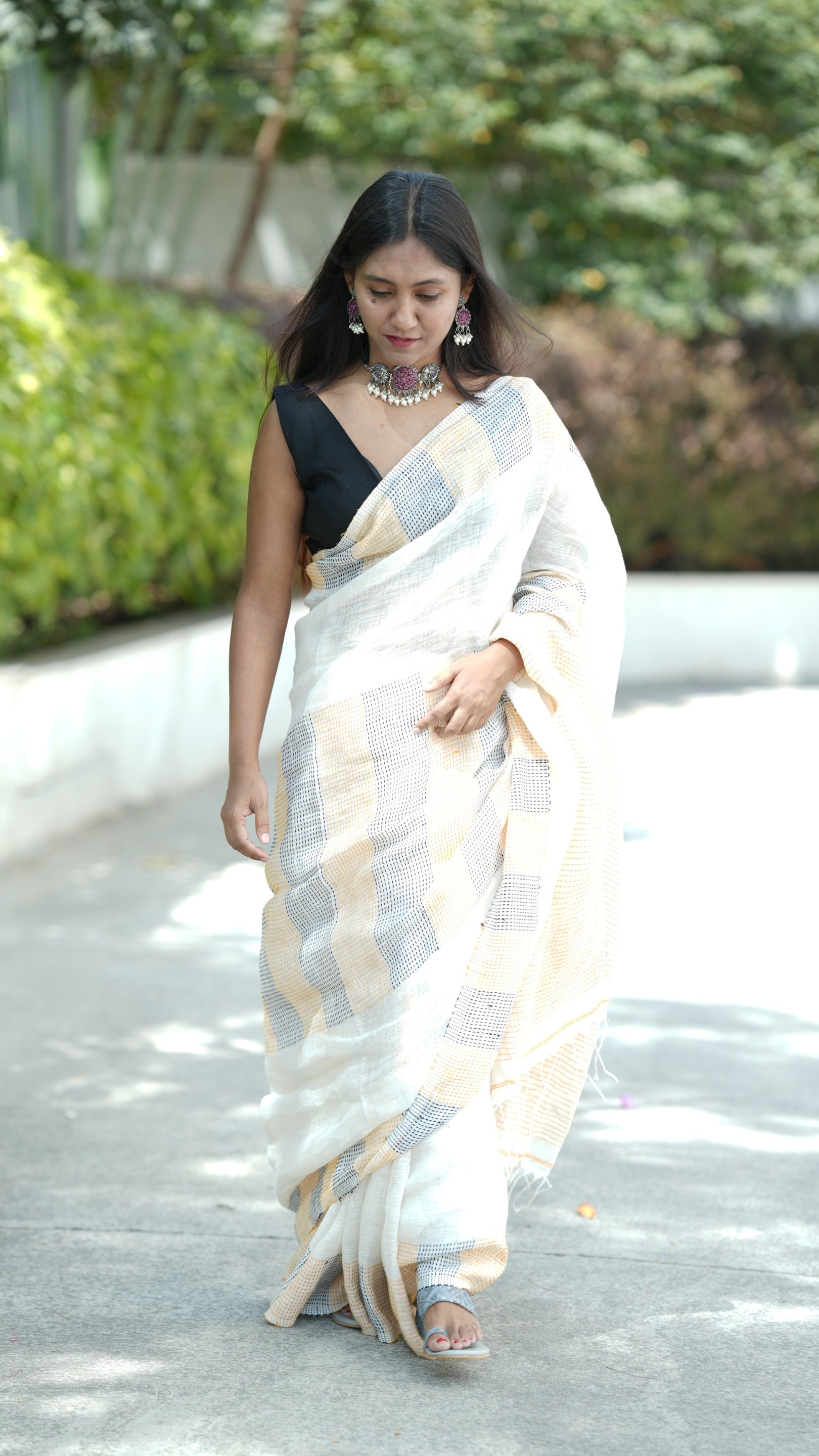 Noor-e-Chandan Linen (Saree) – Ekori