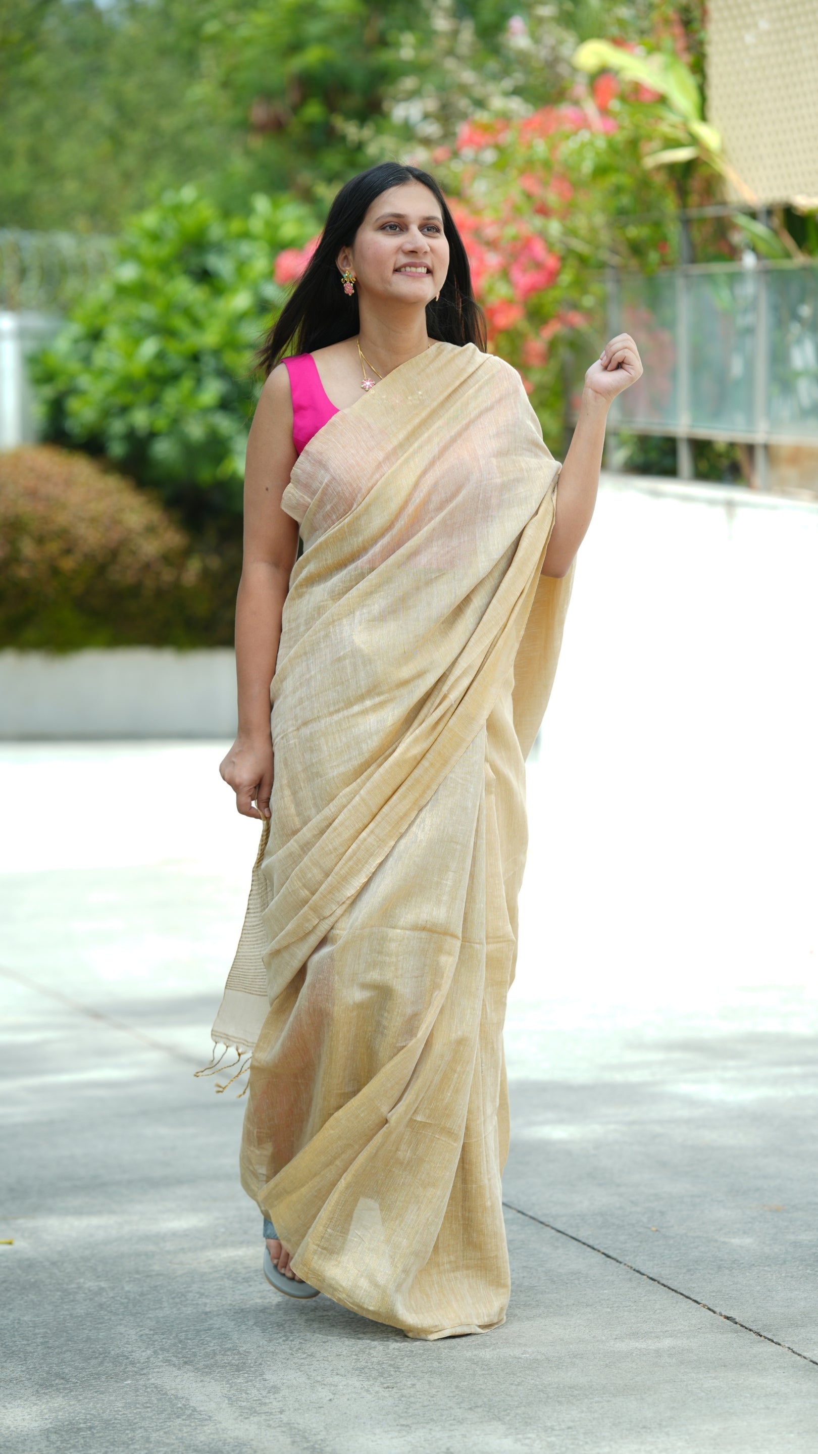 Shwet Swarna Tissue Linen (Saree) – Ekori